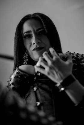 Mistress Natasha Müller - Up-Scale International Dominatrix